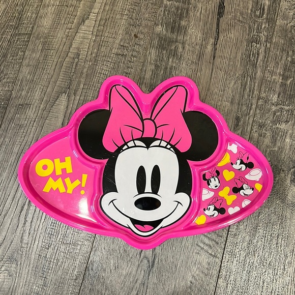 Disney | Kitchen | Kids Minnie Mouse Dinner Plate By Disney | Poshmark